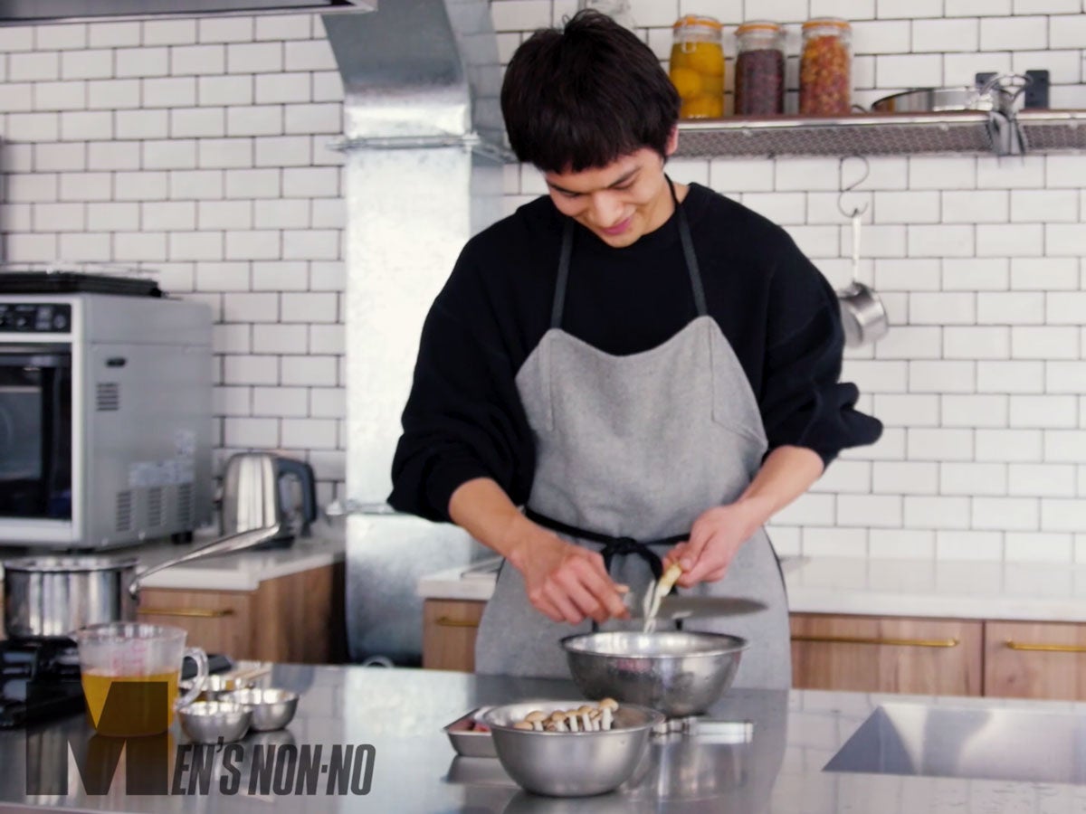 北村匠海が鶏五目ごはんを料理する！メンズノンノ12月号『チルアウトごはん』メイキングムービー公開 メンズノンノウェブ | MEN'S NON ...
