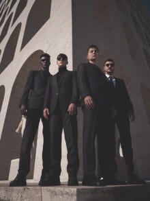 【サッカー×ファッション】「フェンディ」とパートナーシップを結ぶイタリアの名門チーム「ASローマ」の選手が銀座に集結！ メンズノンノウェブ ...