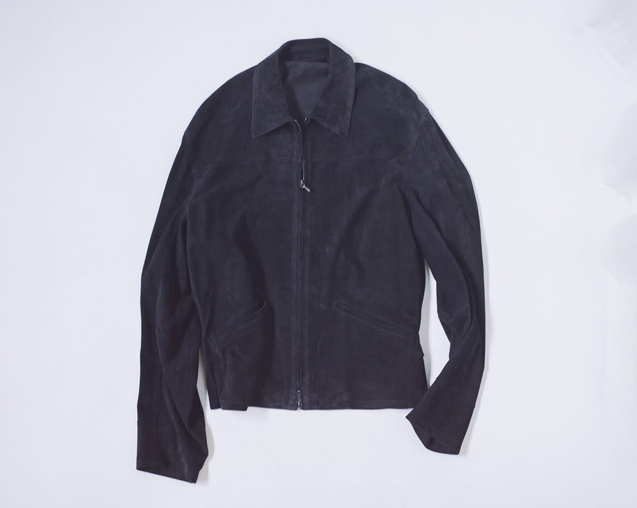 「コモリ」の2023年春夏新作を公開。着るだけで様になる、ずっと着たい洋服たち [COMOLI 2023SS] メンズノンノウェブ | MEN'S NON-NO WEB