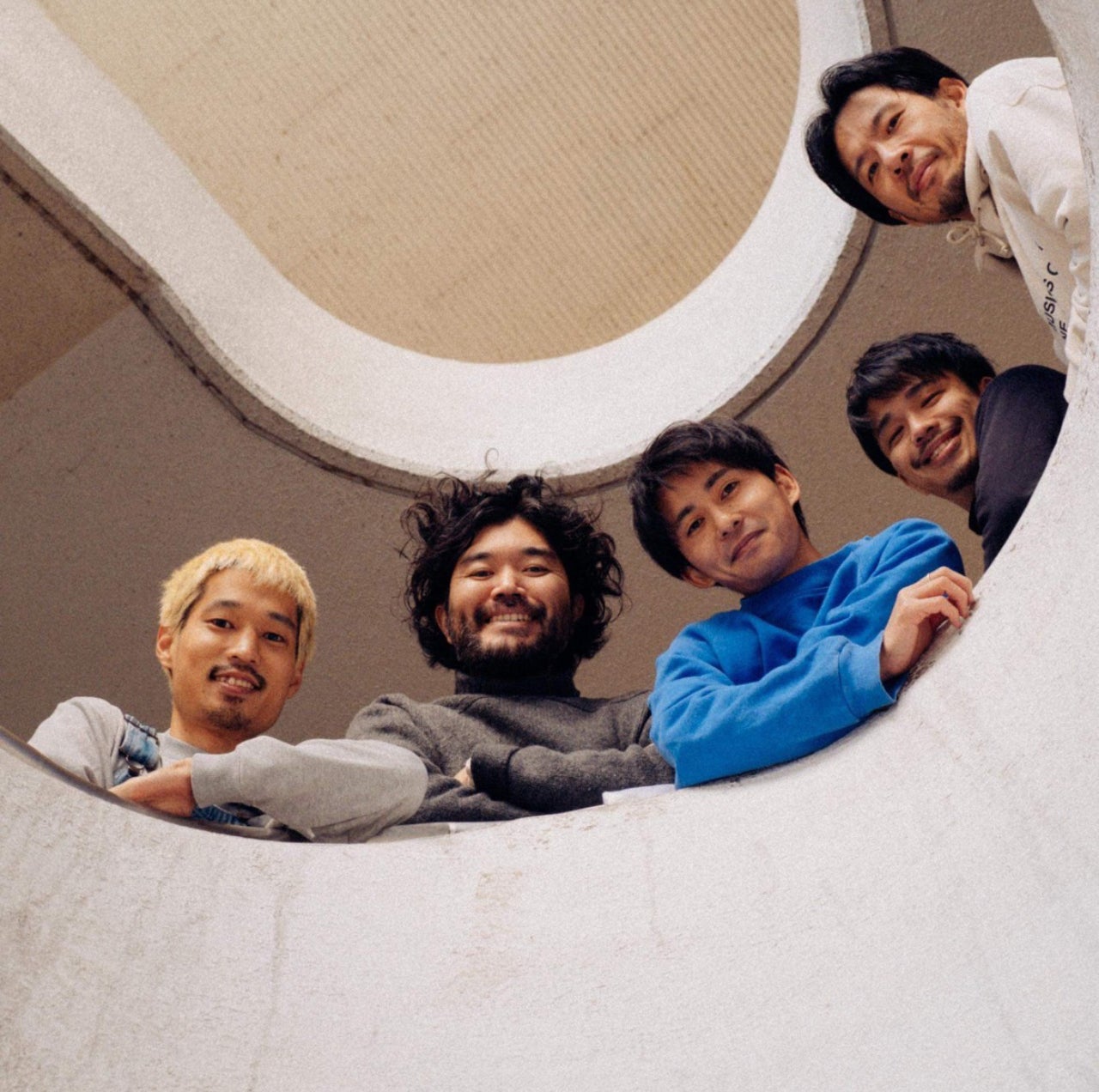 集団で活躍するフリーランス「UNE STUDIO」。5人が集まった理由や東京から距離を置いた暮らしについて聞いてみた メンズノンノウェブ ...