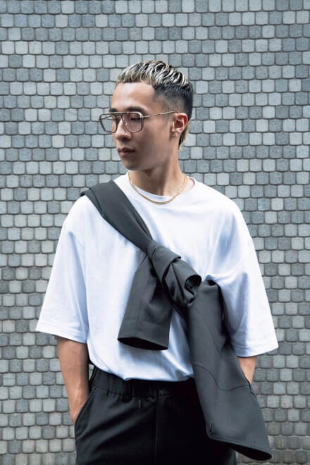 「ユニクロ白T」の正解着こなし4選。ロエベやマルニとのミックスでエアリズムやコットンTを格上げ！ メンズノンノウェブ | MEN'S NON ...