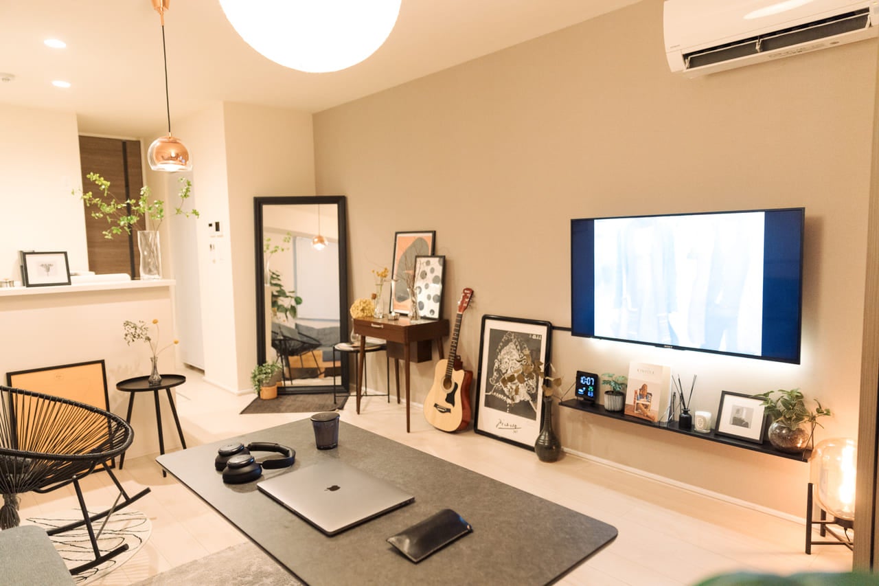 建設中に内見をせずに契約⁉︎ 広々1LDKを自分らしく落ち着ける空間に！【おしゃれ男子の部屋カタログ／Vol.16・崎原利公】 メンズノンノウェブ | MEN'S NON-NO WEB