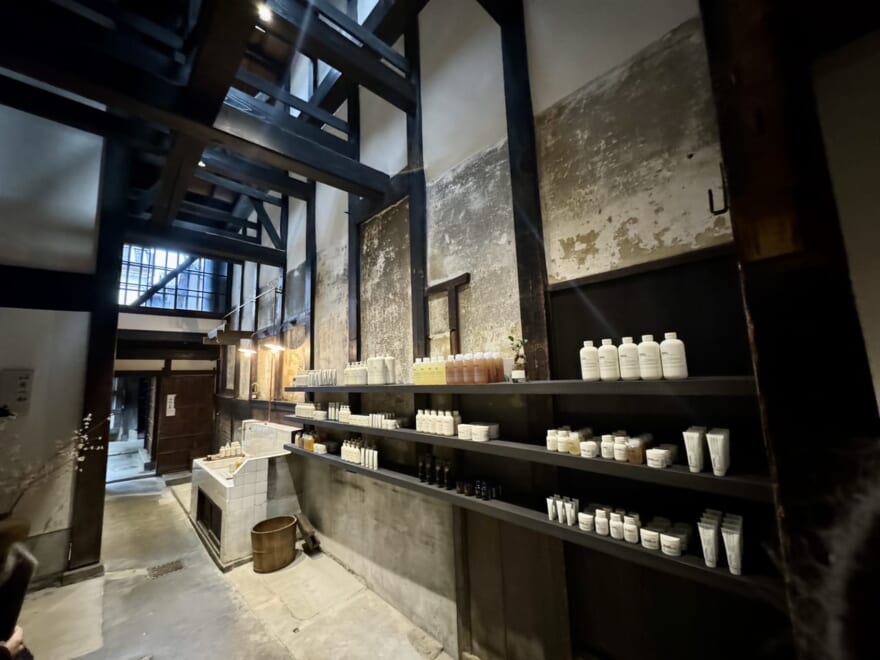 【日本初！カフェ併設のル ラボ】「ル ラボ 京都町家」にエディターが行ってきた！ここでしか体験できない注目のポイントを徹底解説。[LE ...