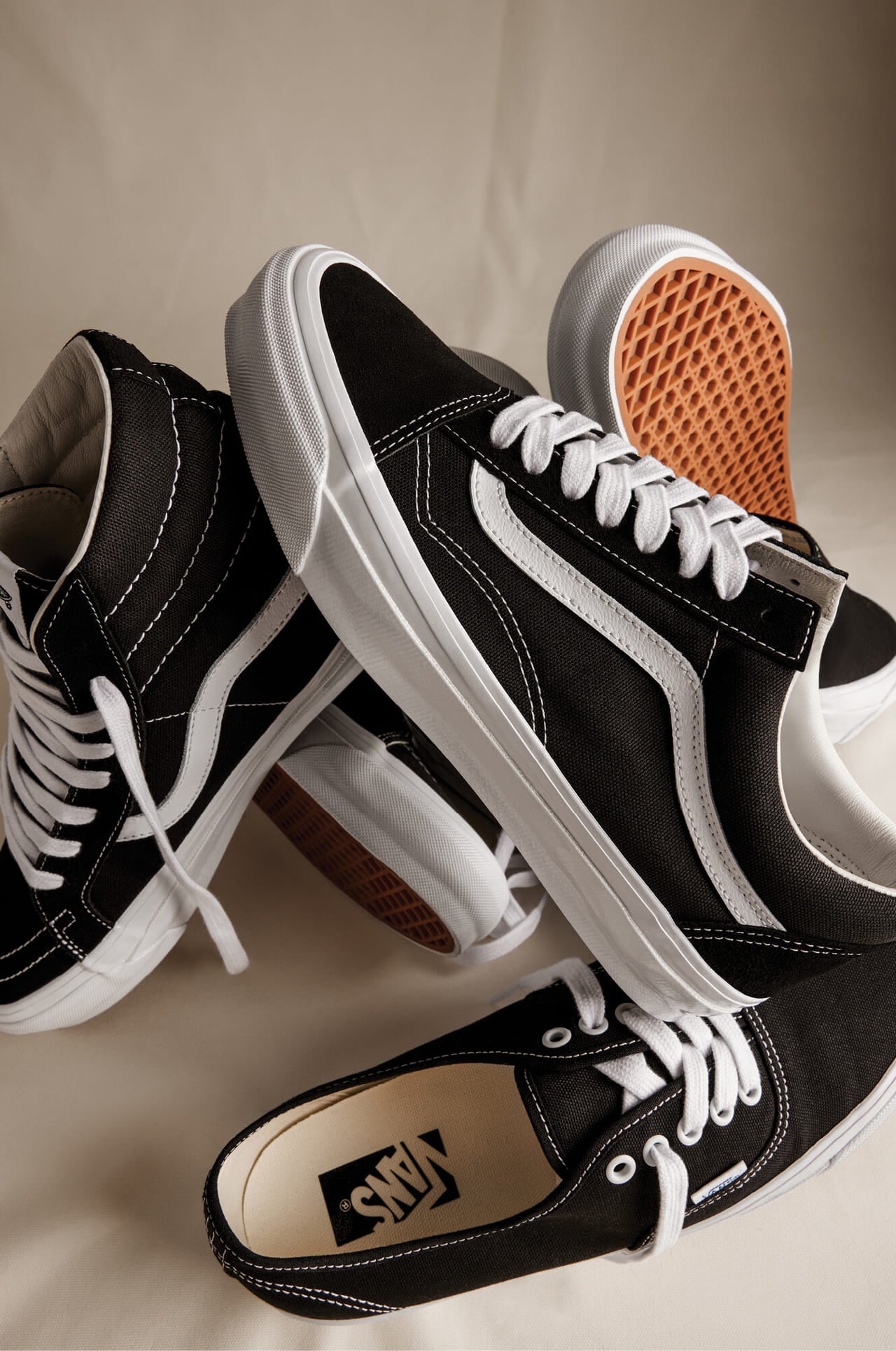 ヴァンズの新定番スニーカー「VANS PREMIUM CLASSICS」6選。エディターが実際に履いてみた！ メンズノンノウェブ | MEN ...