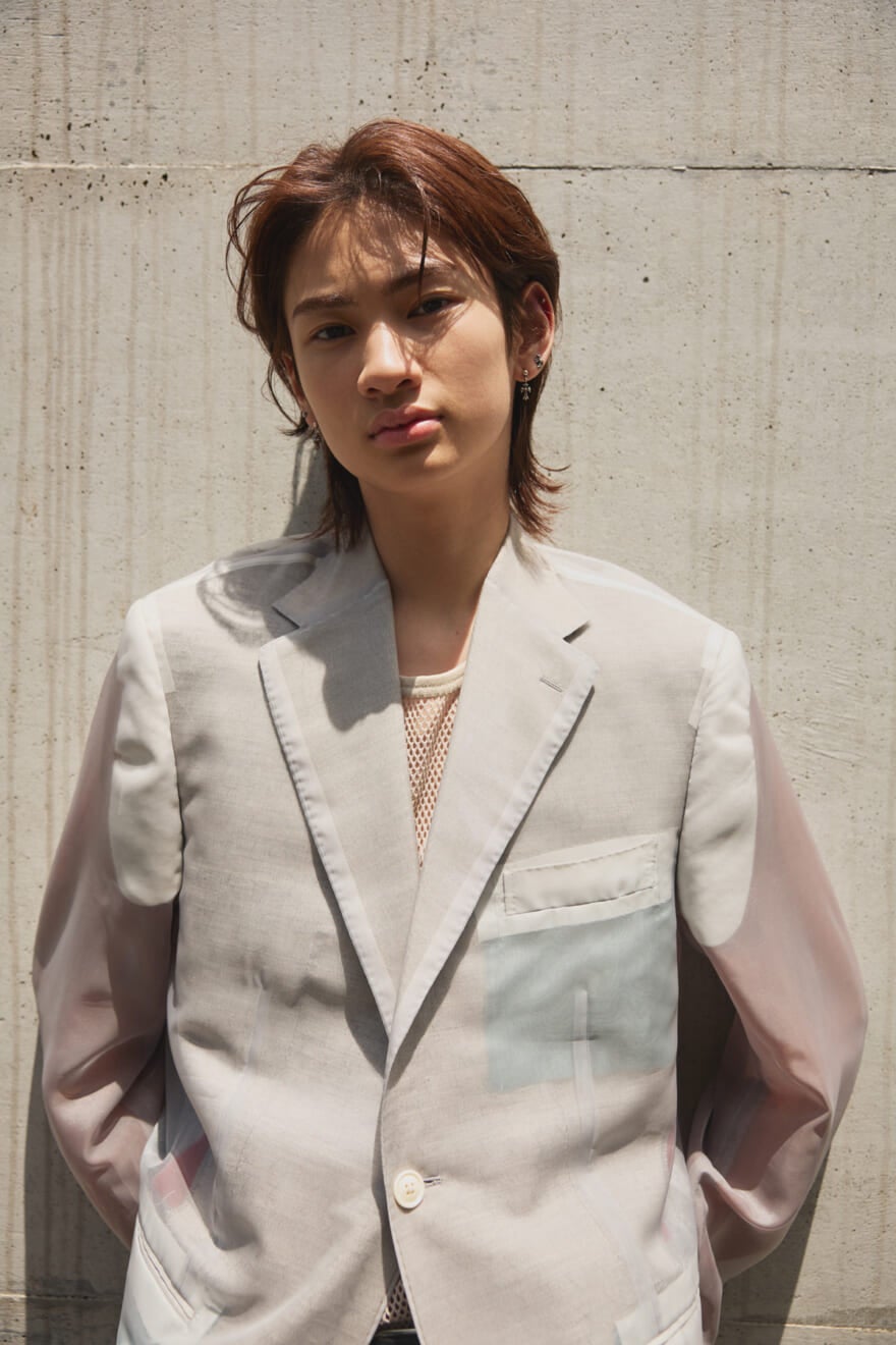 市村優汰は夏らしいカラーのさわやかなジャケットが気分！【人気者たちのサマースタイル】 メンズノンノウェブ | MEN'S NON-NO WEB