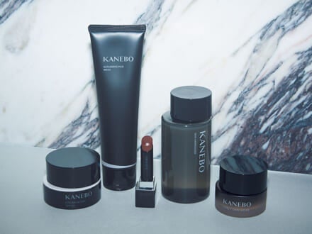 ヒット連発「黒KANEBO」で選ぶ僕らの5つの推しコスメ。ナチュラルさとかっこよさは、共存する！ メンズノンノウェブ | MEN'S NON ...