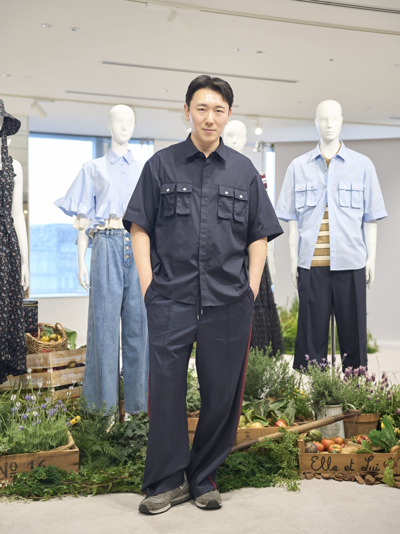 [Gallery]「GU」と「rokh」のコラボに初のメンズが登場！ デザイナーRok Hwang（ロック・ファン） 氏のオススメアイテムを ...